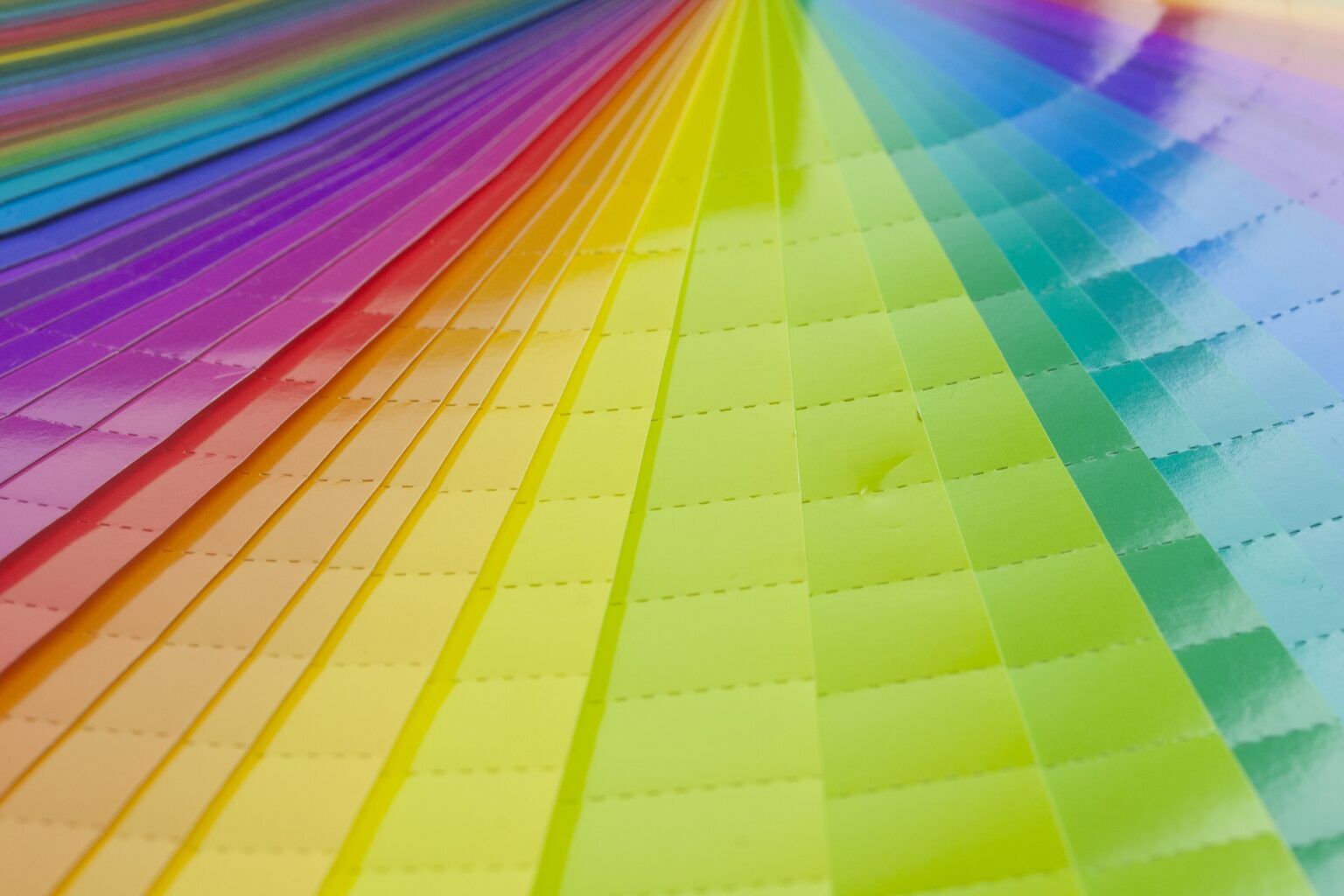 【中国語の色名】全70色＆関連表現を紹介！化粧品のニュアンスカラーも - オンライン中国語コーチング・中国語学習ならPaoChai